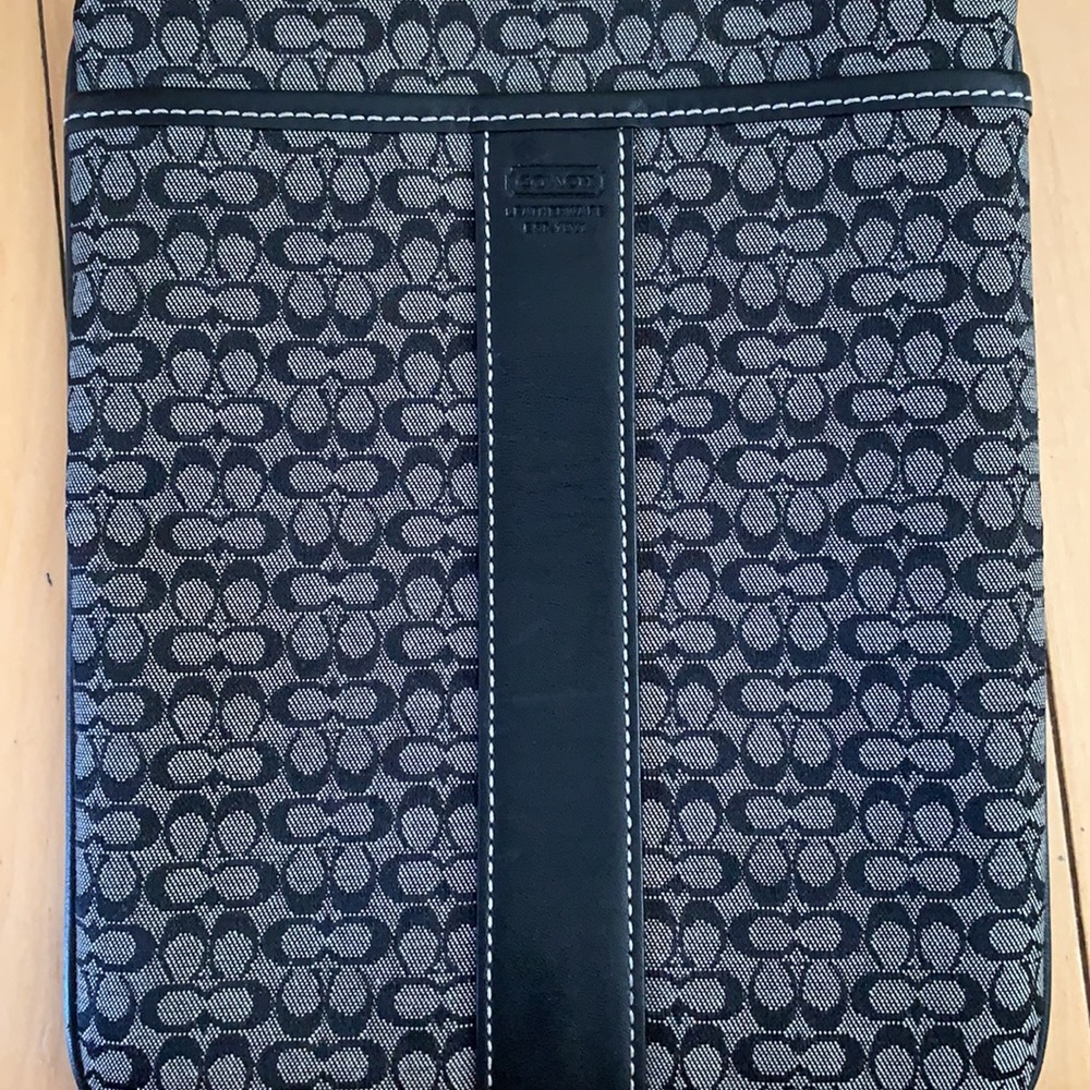 Coach Crossbody Bag Black With Signature Small C - Gem